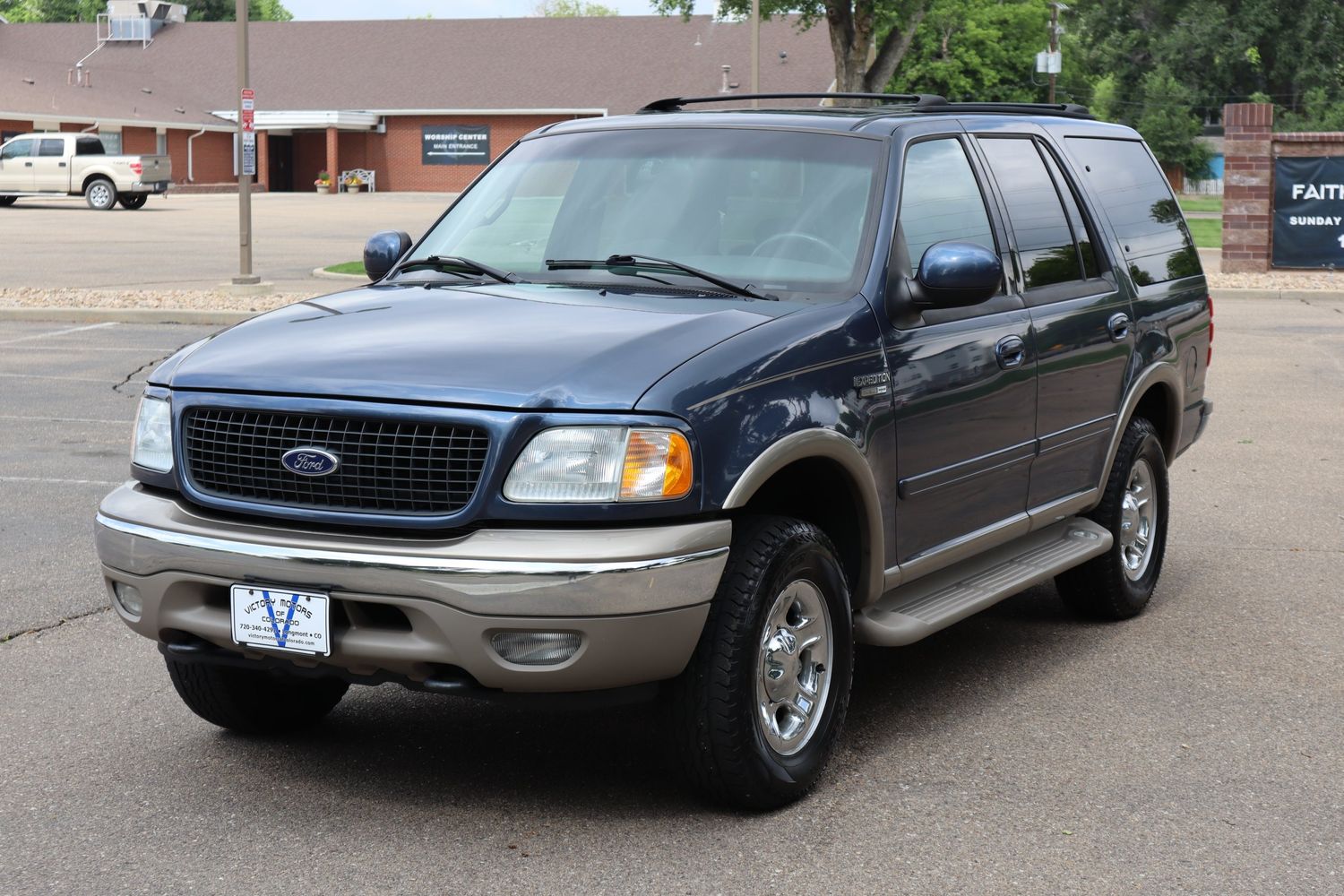 2002 Ford Expedition Eddie Bauer | Victory Motors of Colorado