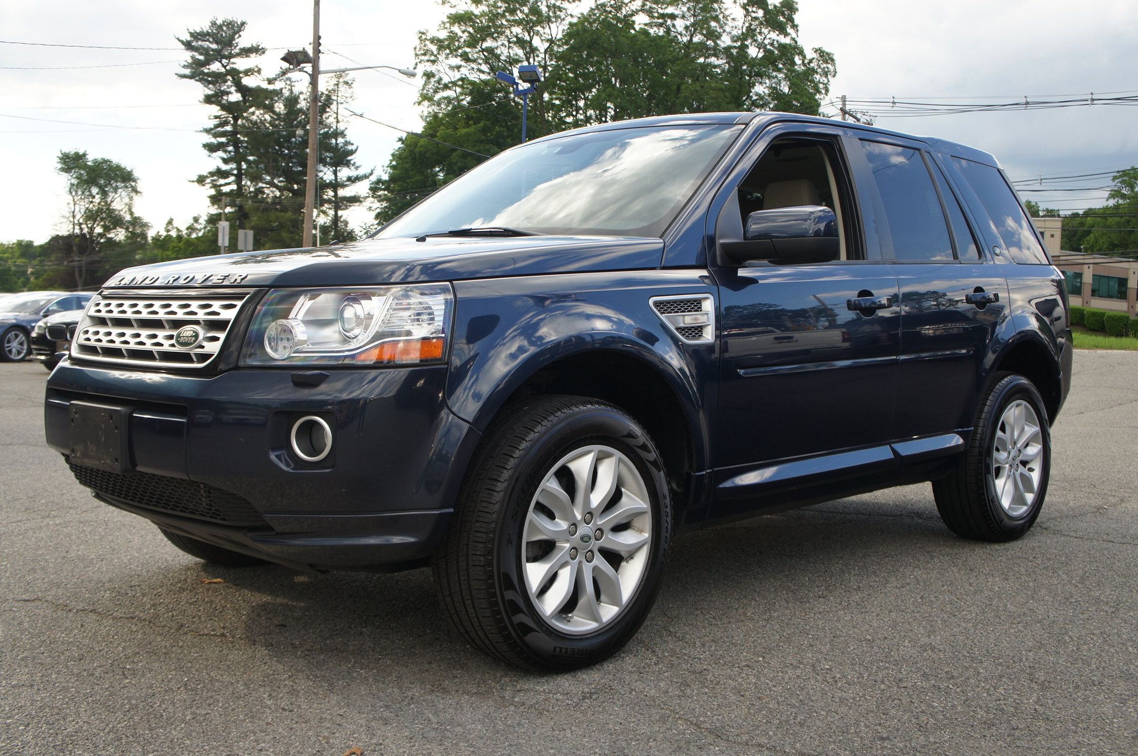 2013 Land Rover LR2 HSE | Zoom Auto Group - Used Cars New Jersey