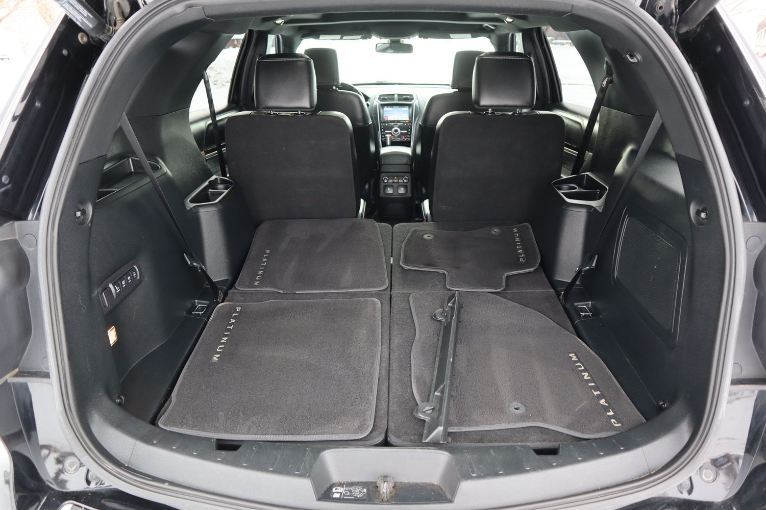 2018 Ford Explorer Platinum | Victory Motors of Colorado