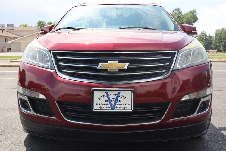 2016 Chevrolet Traverse LT | Victory Motors of Colorado