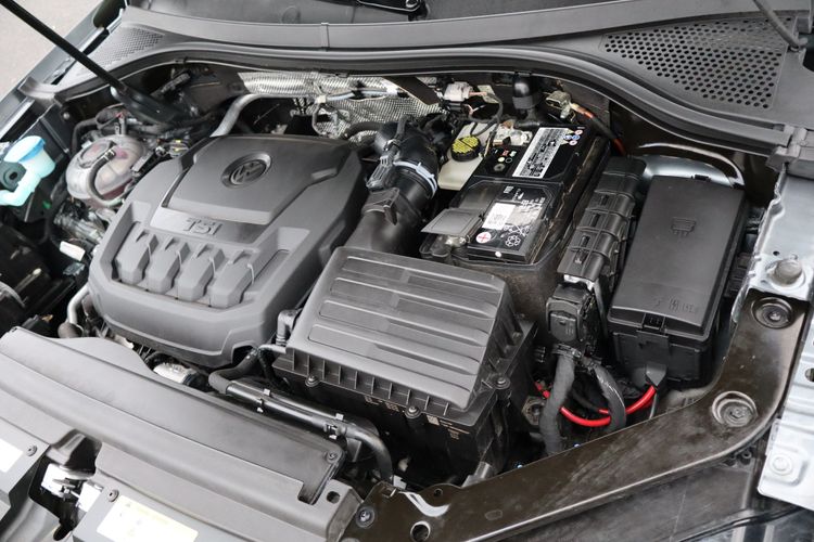 2021 Volkswagen Tiguan SE 4Motion | Victory Motors of Colorado