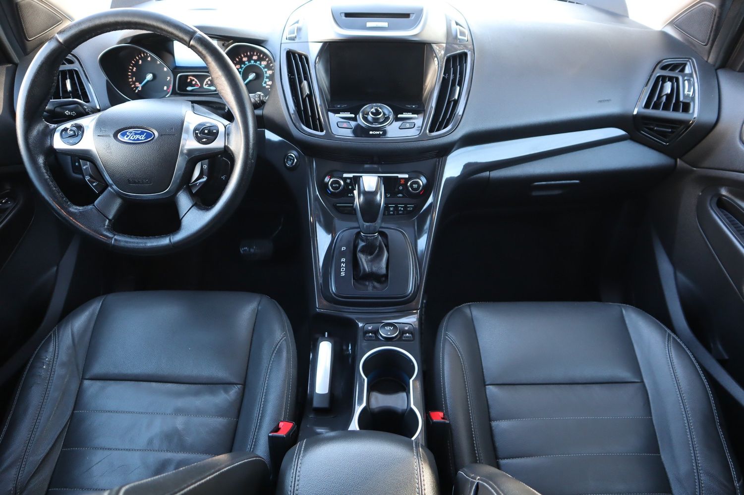2014 Ford Escape Titanium | Victory Motors of Colorado