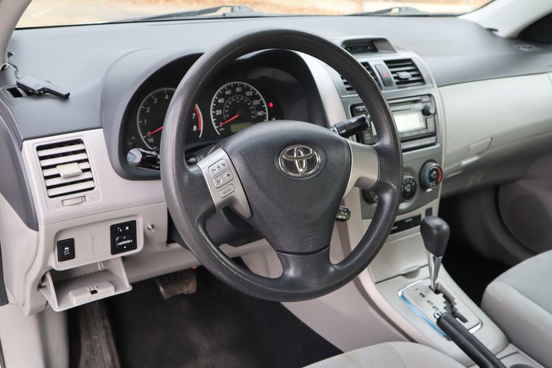 2012 Toyota Corolla Photos
