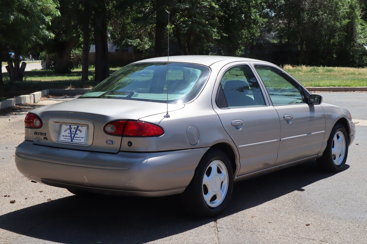 1996 Ford Contour GL | Victory Motors of Colorado