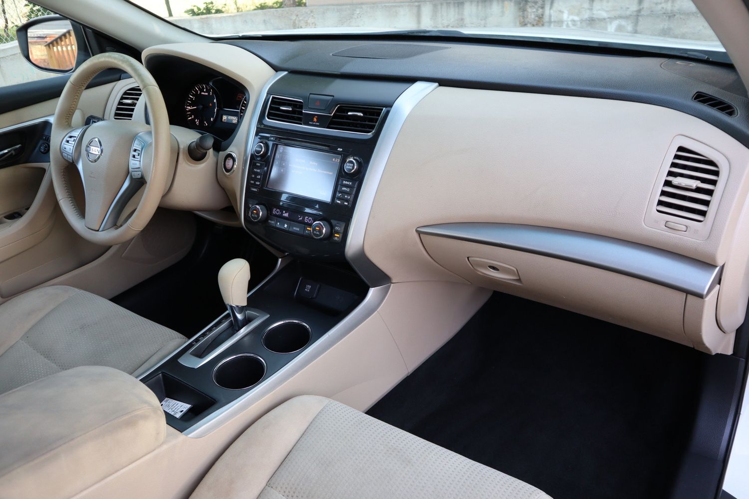 2015 Nissan Altima 2.5 SV | Victory Motors of Colorado