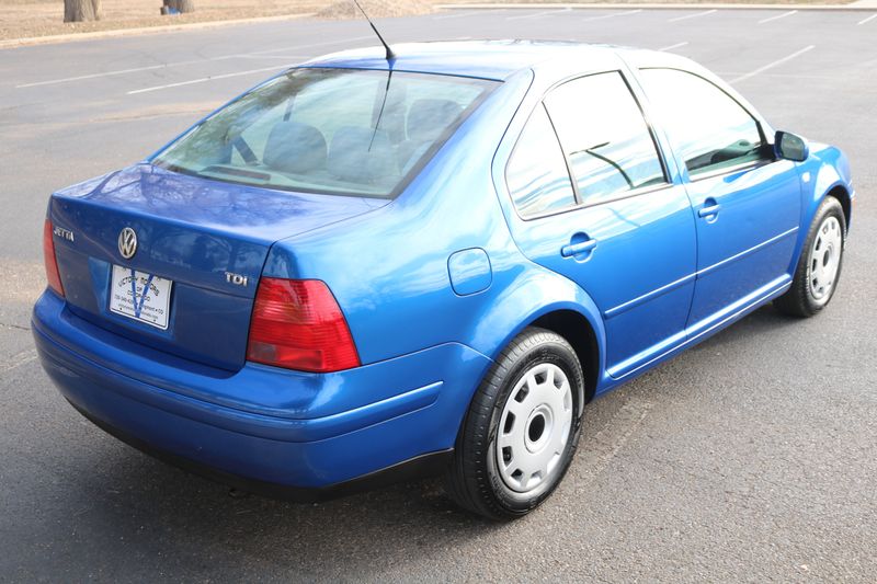 2002 Volkswagen Jetta Photos
