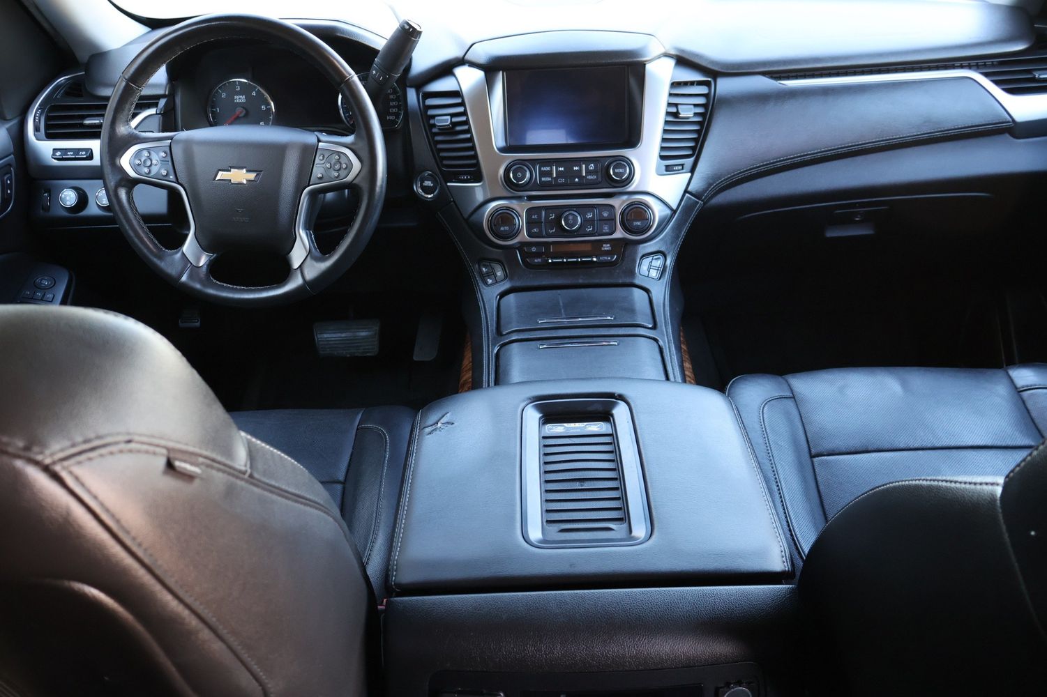 2016 Chevrolet Suburban LTZ | Victory Motors of Colorado