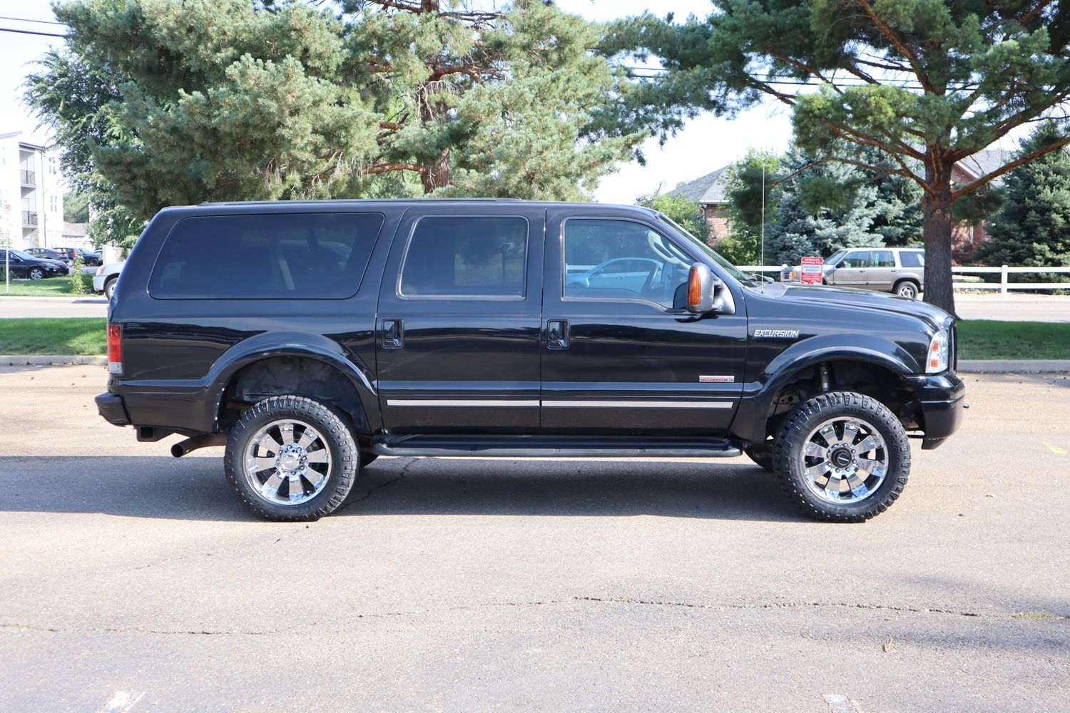 2005 Ford Excursion Limited | Victory Motors of Colorado