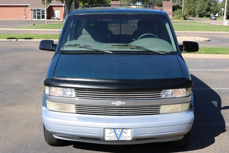 1998 Chevrolet Astro Photos