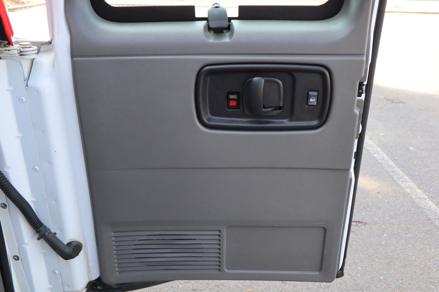 2005 Chevrolet Express Passenger 1500 | Victory Motors of Colorado