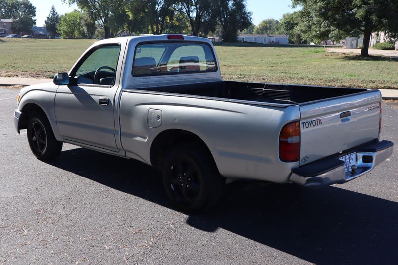 2000 Toyota Tacoma Photos