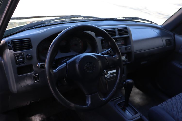 1998 Toyota RAV4 Base | Victory Motors of Colorado