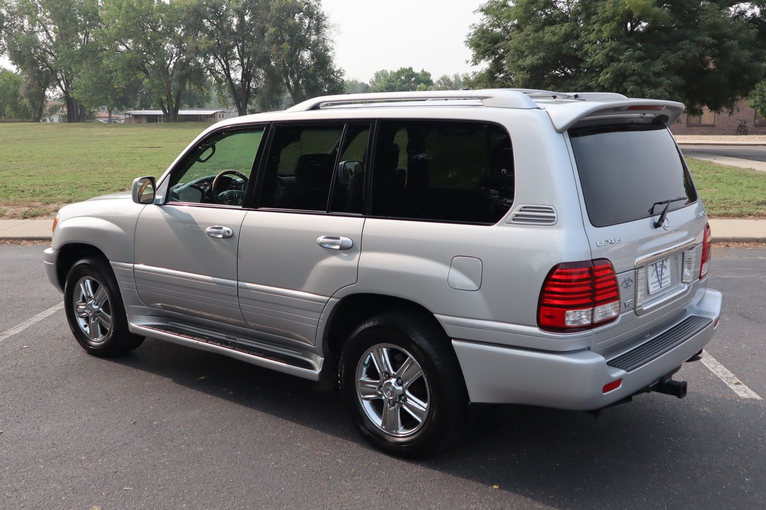 2006 Lexus LX 470 Base | Victory Motors of Colorado