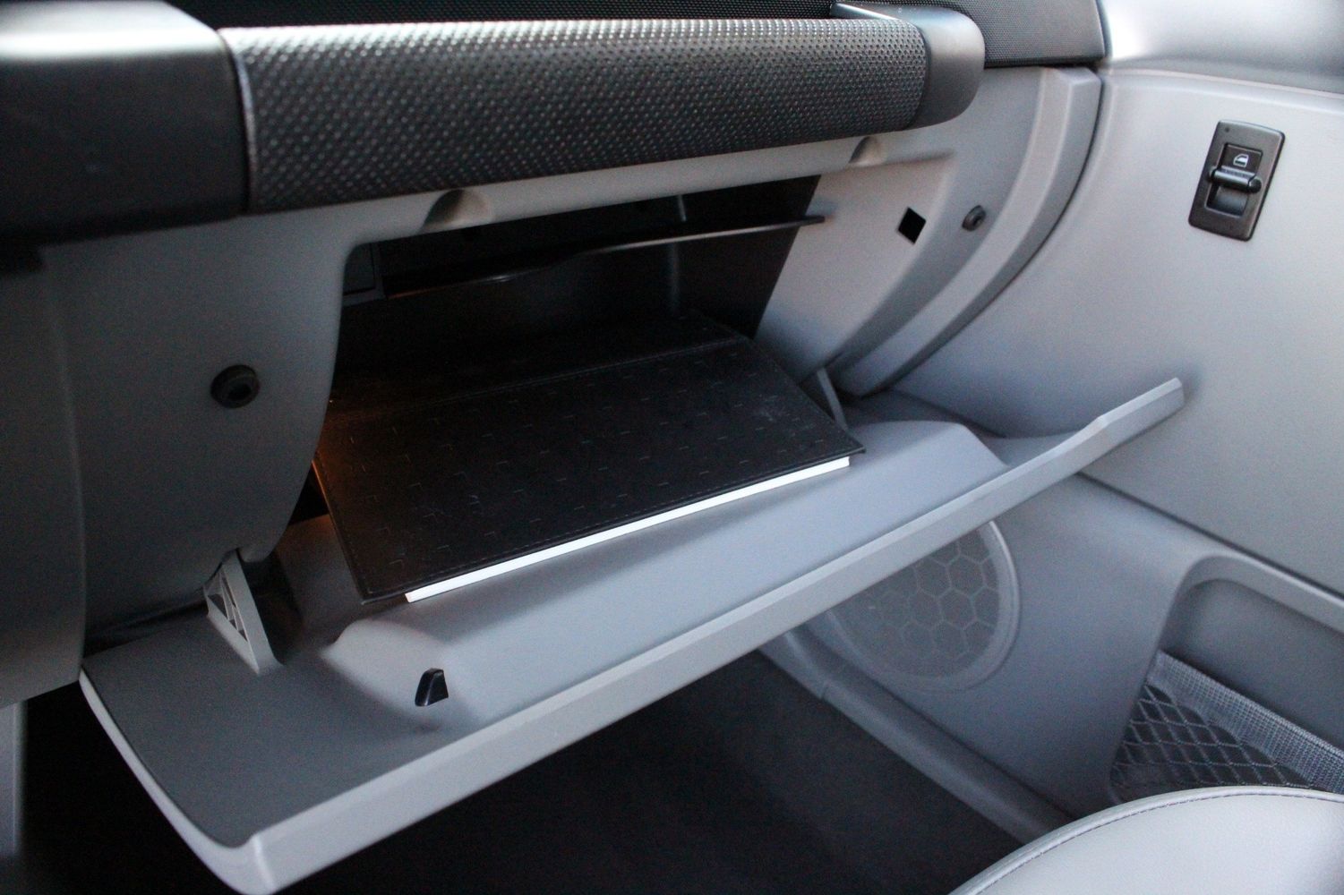 2006 Volkswagen New Beetle 2.5 | Victory Motors of Colorado