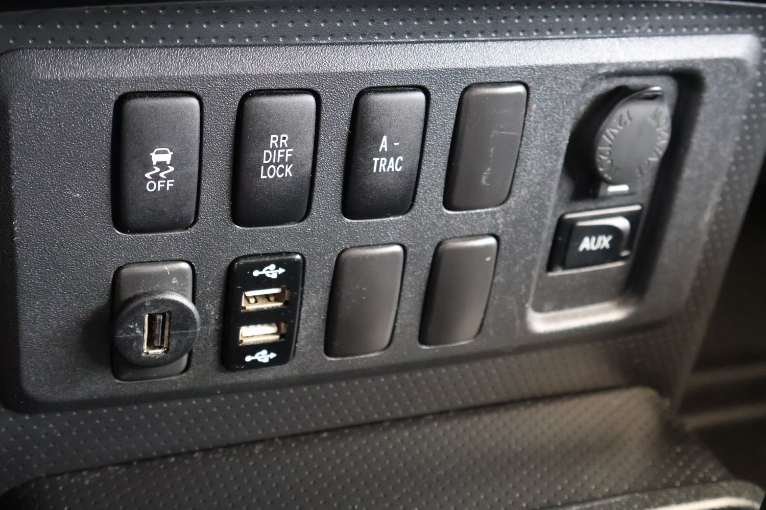 2010 Toyota FJ Cruiser Base | Victory Motors of Colorado