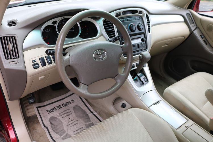 2006 Toyota Highlander AWD | Victory Motors of Colorado