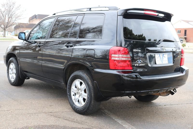 2003 Toyota Highlander Photos