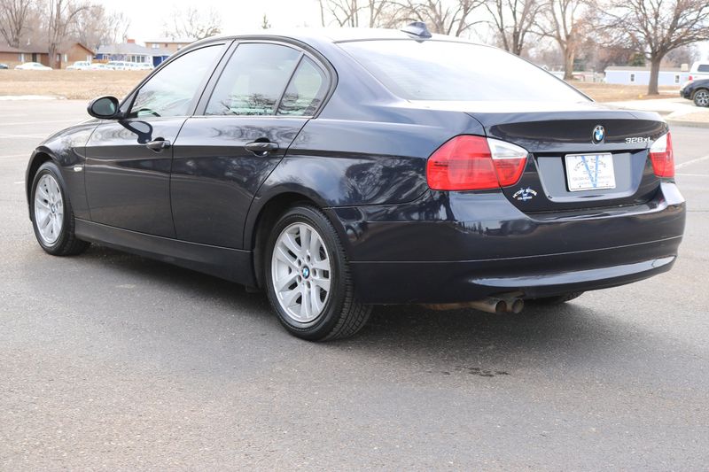 2007 BMW 328XI Photos