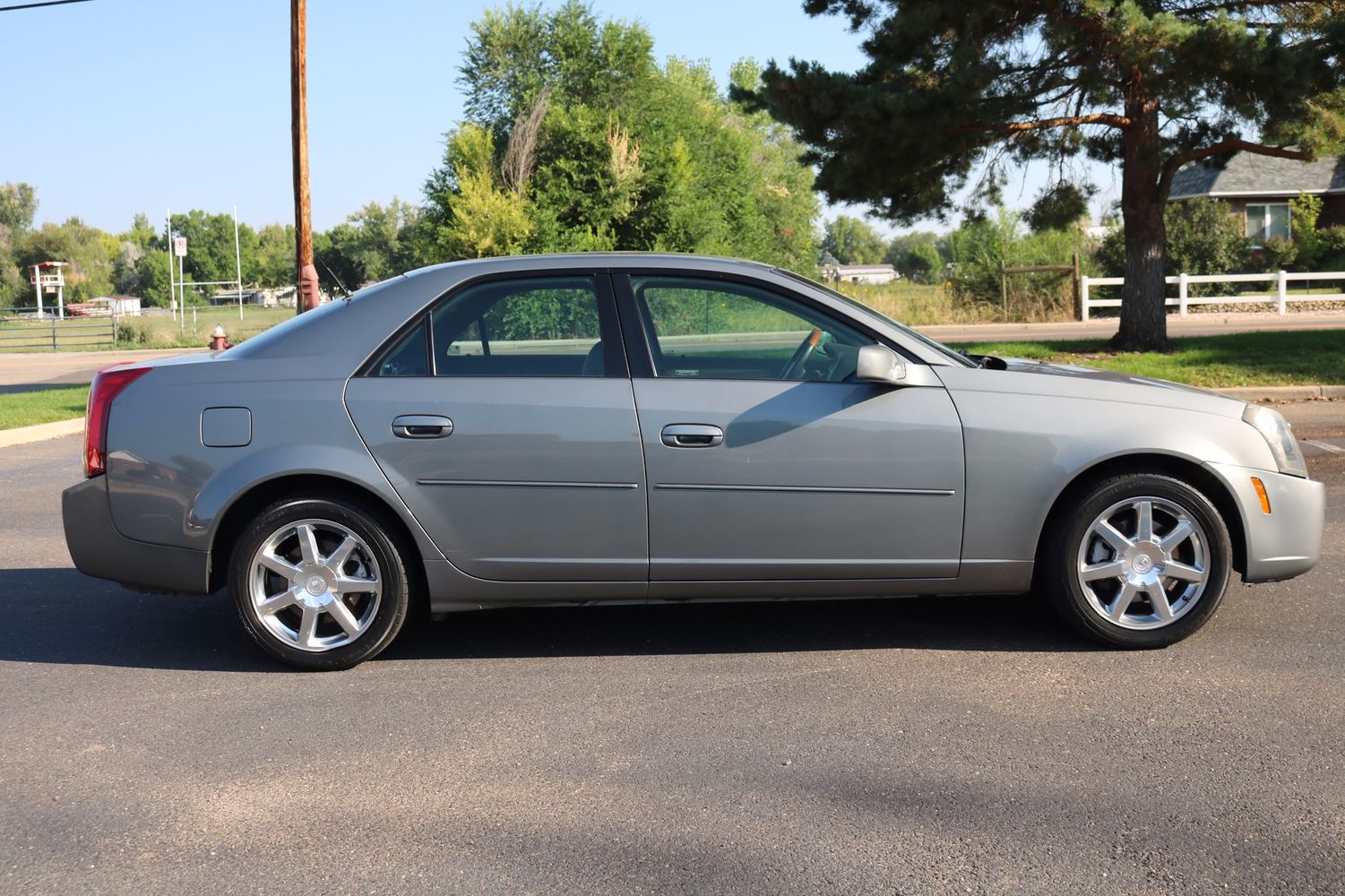 2004 Cadillac CTS | Victory Motors of Colorado