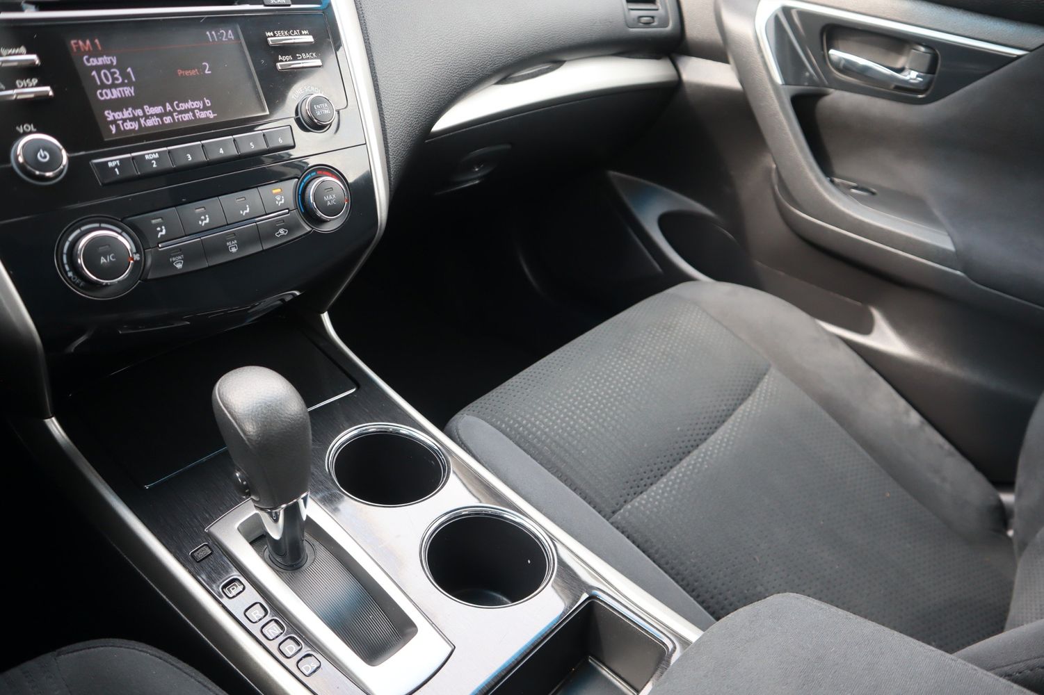 2014 Nissan Altima 2.5 S | Victory Motors of Colorado