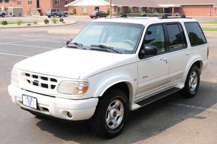 2000 Ford Explorer Limited | Victory Motors of Colorado