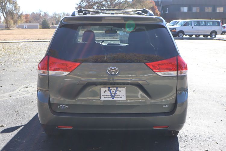 2014 Toyota Sienna LE 7-Passenger Auto Access Seat | Victory Motors of ...