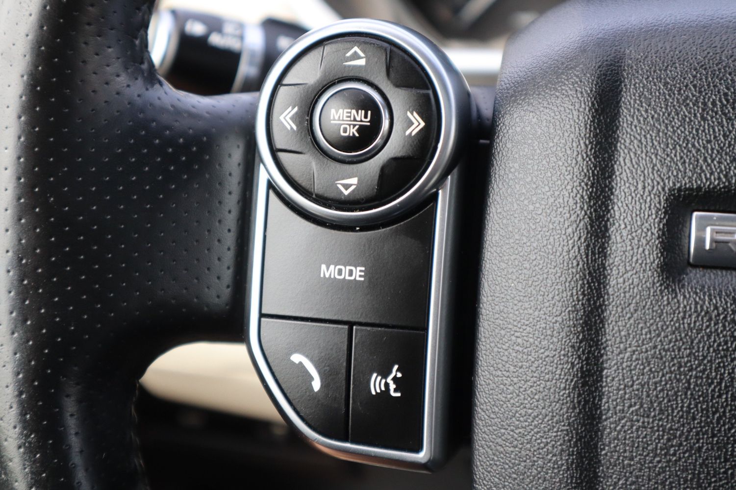 2014 Land Rover Range Rover Sport HSE | Victory Motors of Colorado