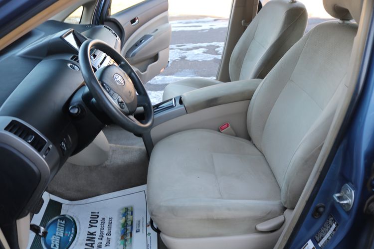 2004 Toyota Prius | Victory Motors of Colorado
