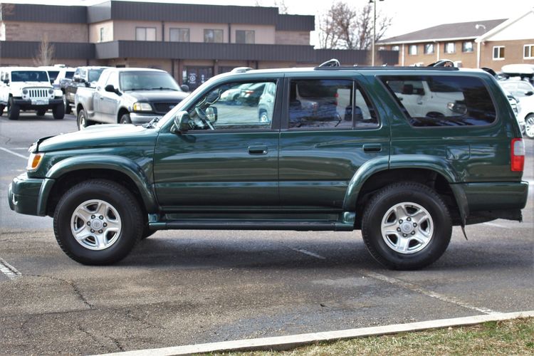 2000 Toyota 4Runner SR5 | Victory Motors of Colorado