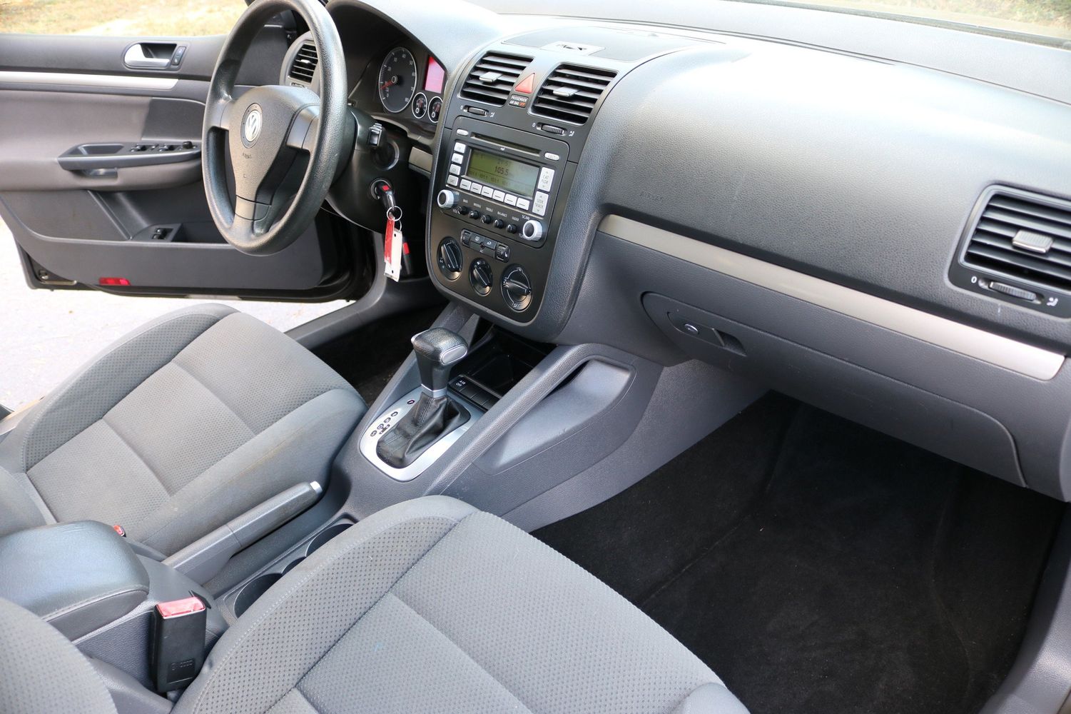 2008 Volkswagen Rabbit S | Victory Motors of Colorado