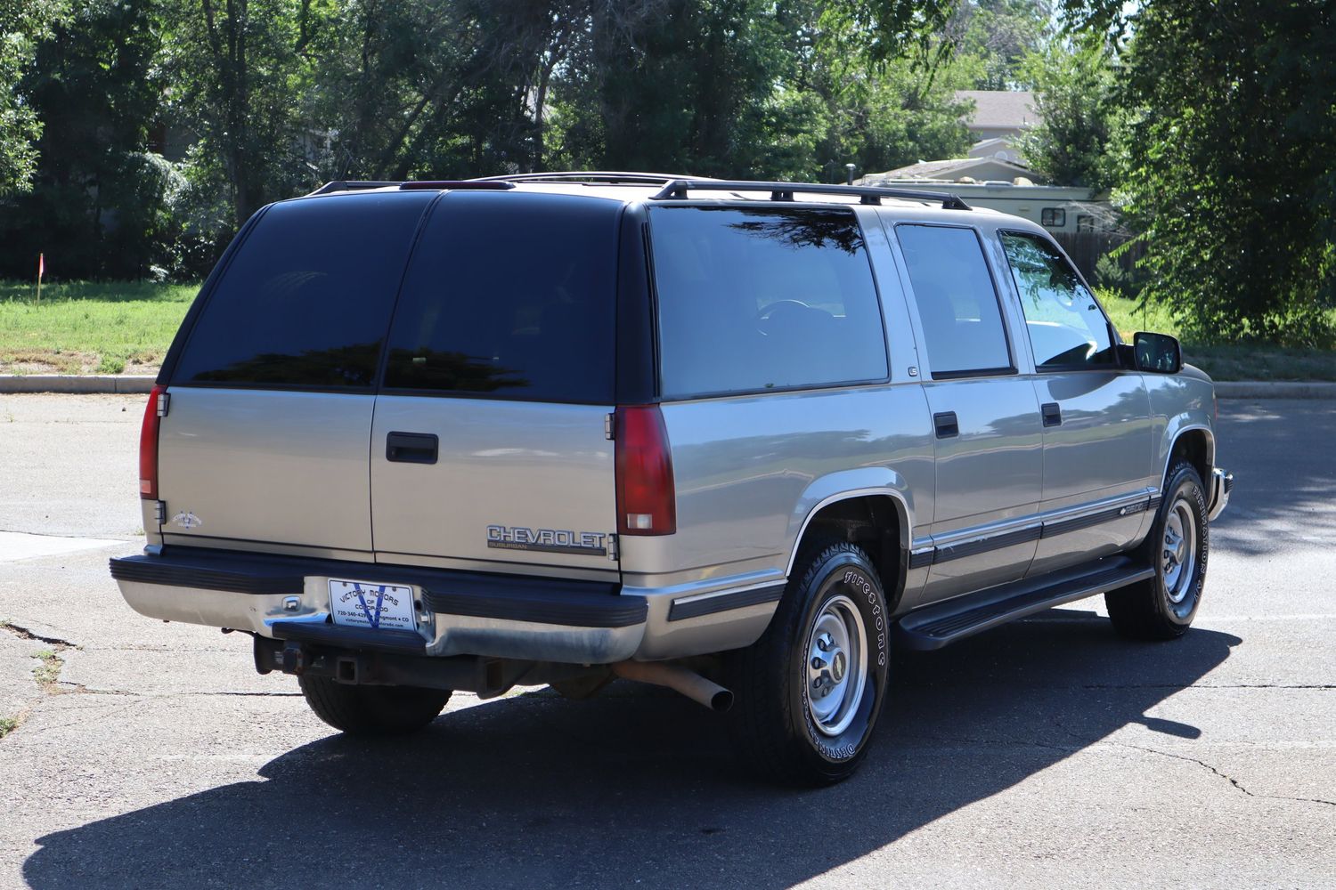 1999 Chevrolet Suburban C2500 LS | Victory Motors of Colorado