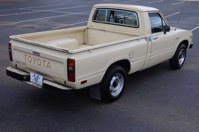 1983 Toyota Pickup Photos