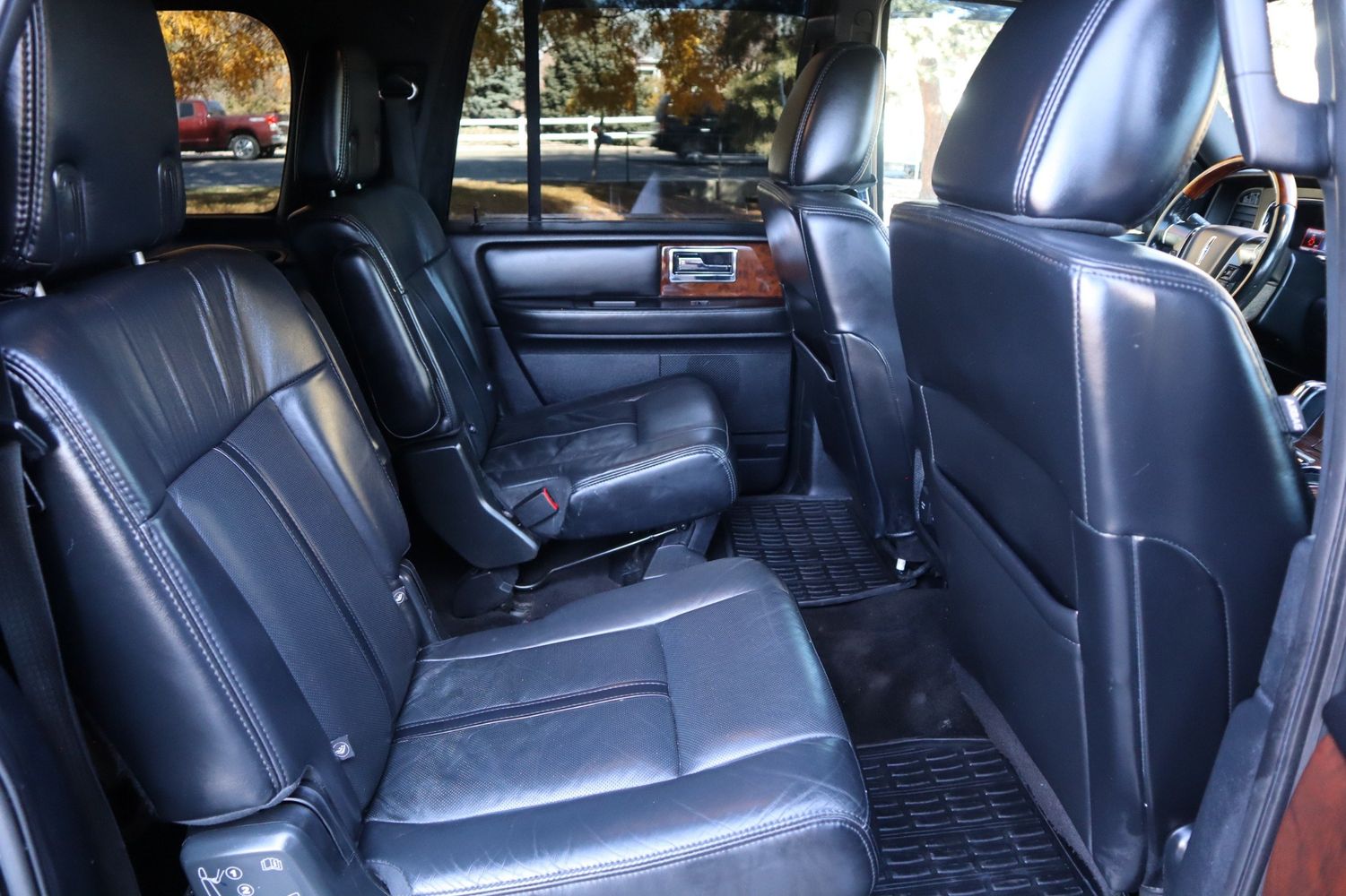 2015 Lincoln Navigator L Base | Victory Motors of Colorado