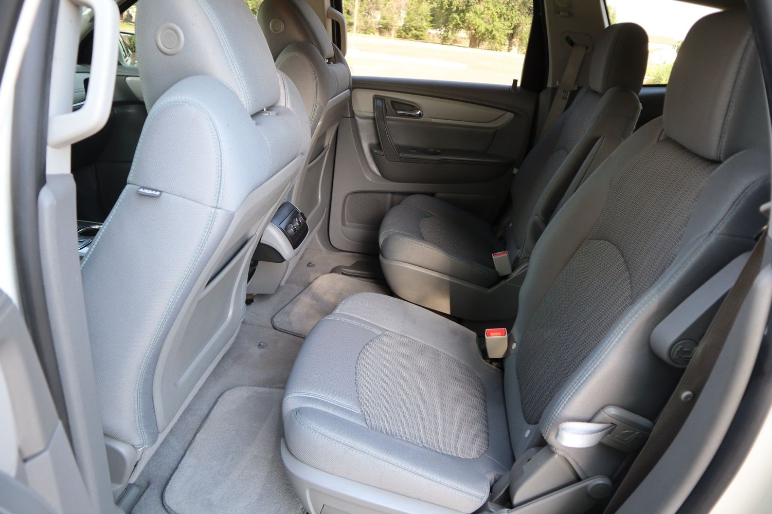 2014 Chevrolet Traverse LT | Victory Motors of Colorado