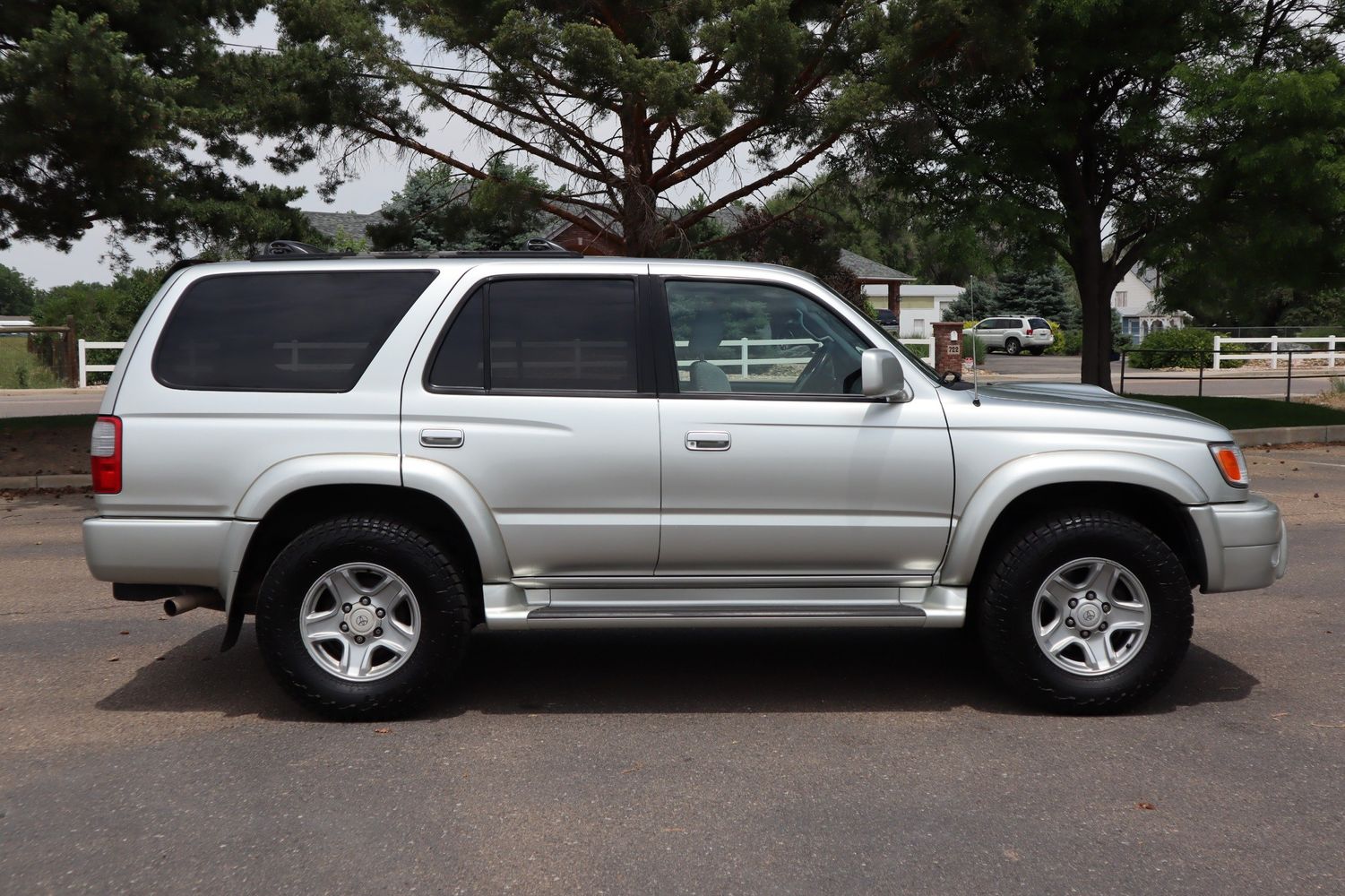 2000 Toyota 4Runner SR5 | Victory Motors of Colorado