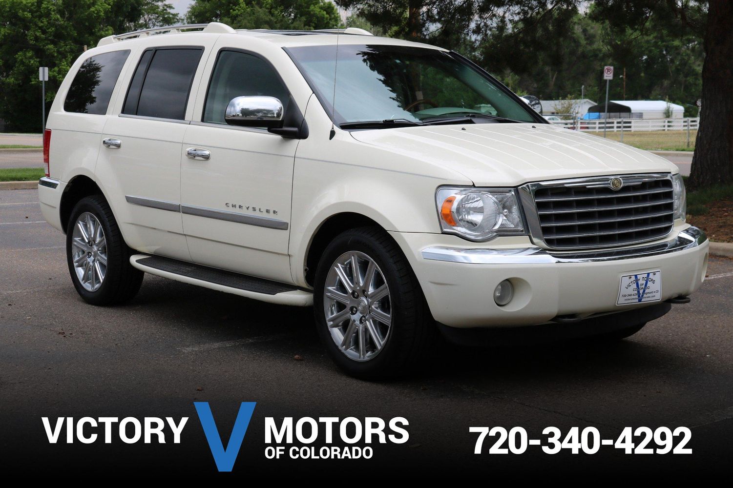 2008 Chrysler Aspen Limited | Victory Motors of Colorado