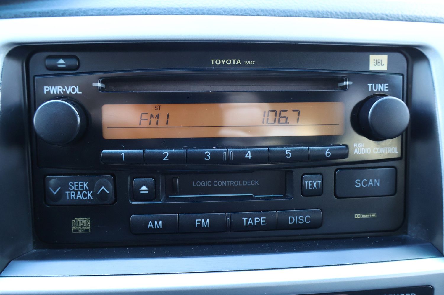 2005 Toyota 4Runner | Victory Motors of Colorado