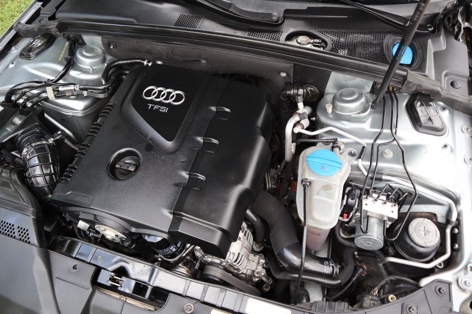 2011 Audi A4 2.0T quattro Avant Premium | Victory Motors of Colorado