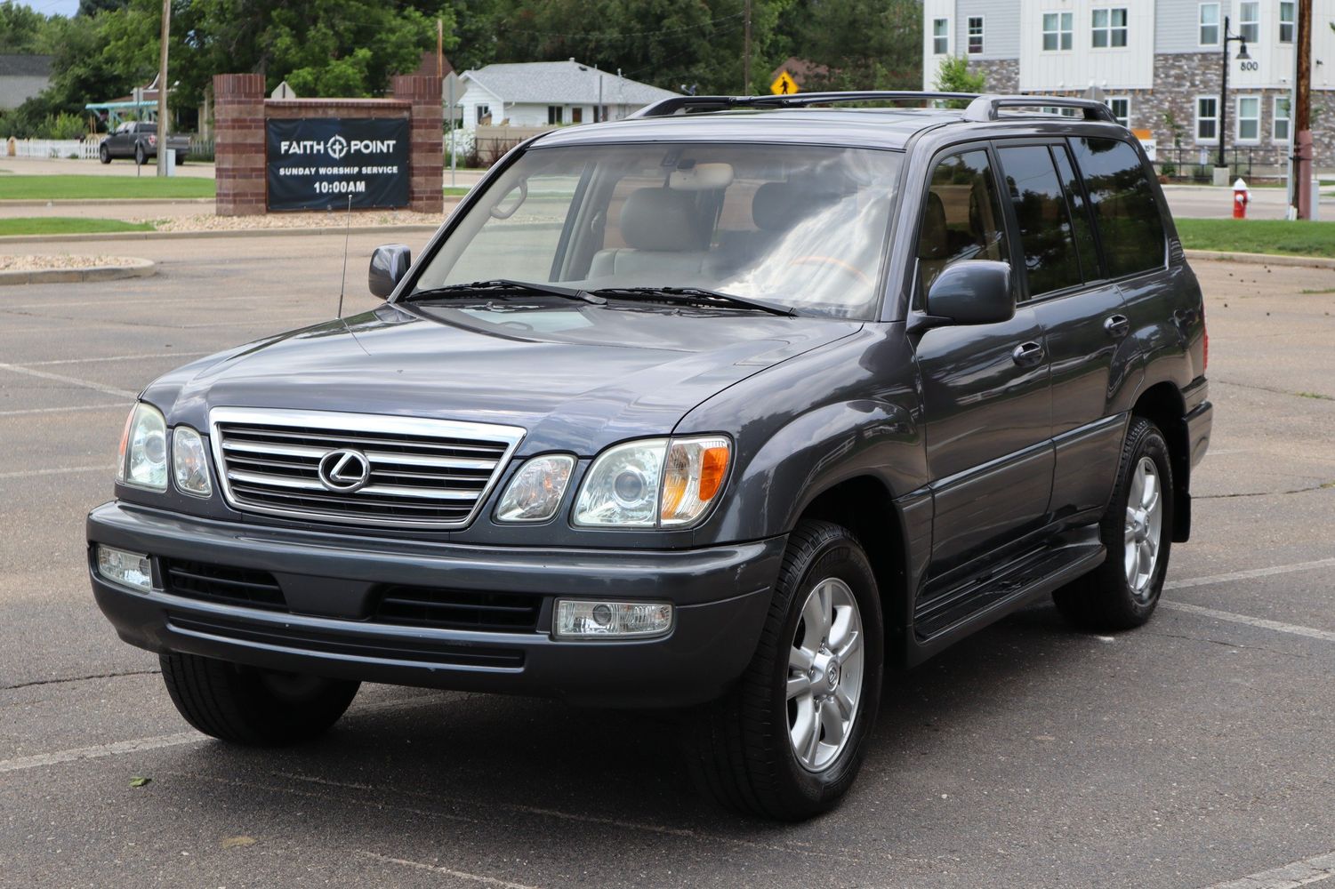 2003 Lexus LX 470 Base | Victory Motors of Colorado