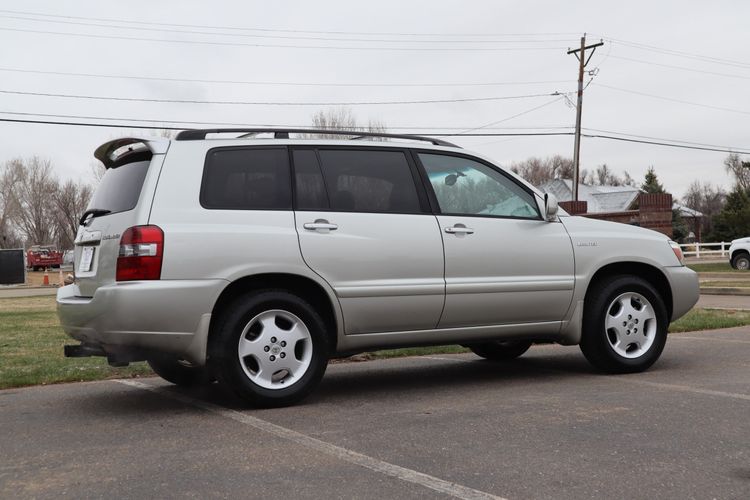 2004 Toyota Highlander Limited | Victory Motors of Colorado