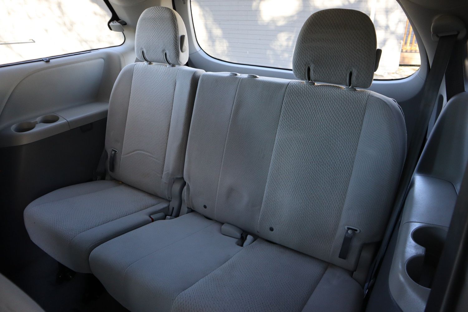 2014 Toyota Sienna LE 7-Passenger Auto Access Seat | Victory Motors of ...
