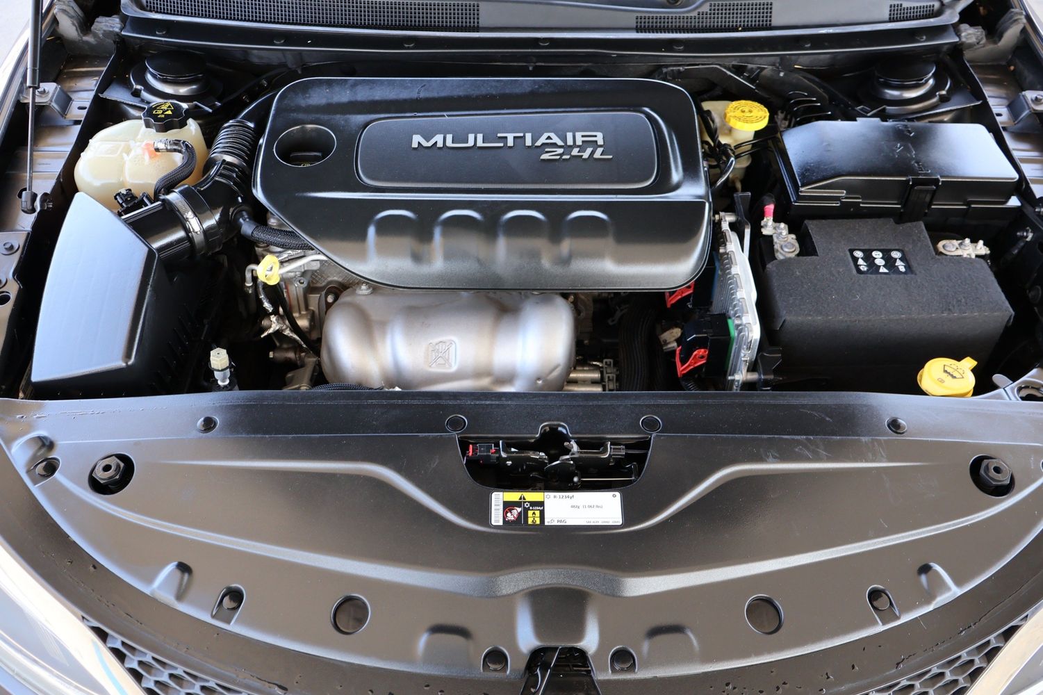 2016 Chrysler 200 Limited Platinum | Victory Motors of Colorado