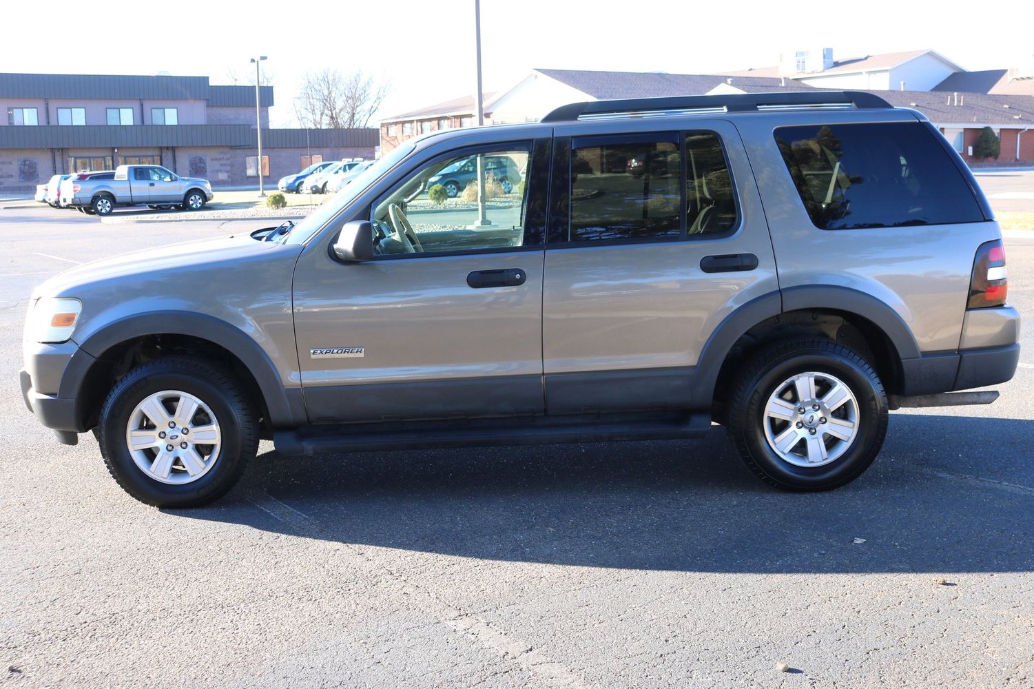 2006 Ford Explorer XLT | Victory Motors of Colorado