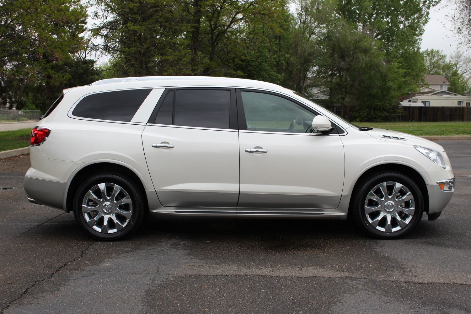 2012 Buick Enclave Premium | Victory Motors of Colorado