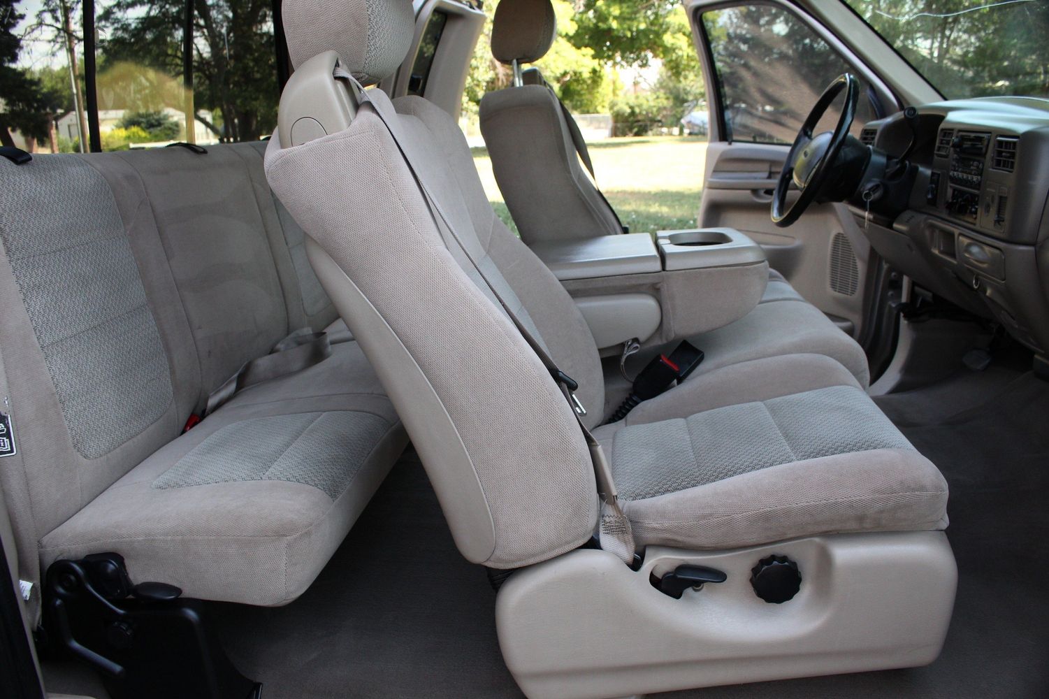 2002 Ford F-250 Super Duty XLT | Victory Motors of Colorado