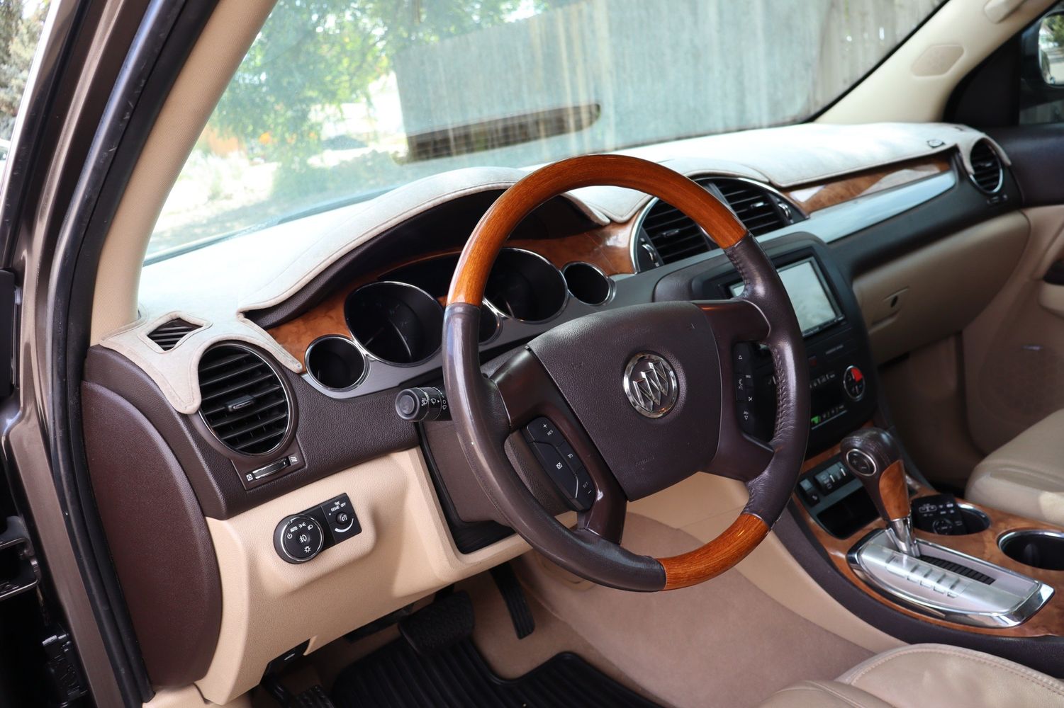 2012 Buick Enclave Premium | Victory Motors of Colorado