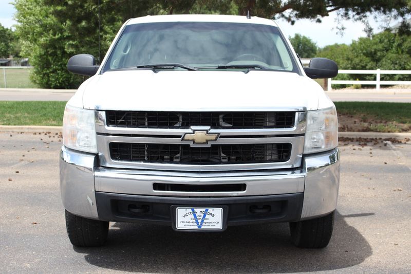 2008 Chevrolet Silverado 2500HD Photos