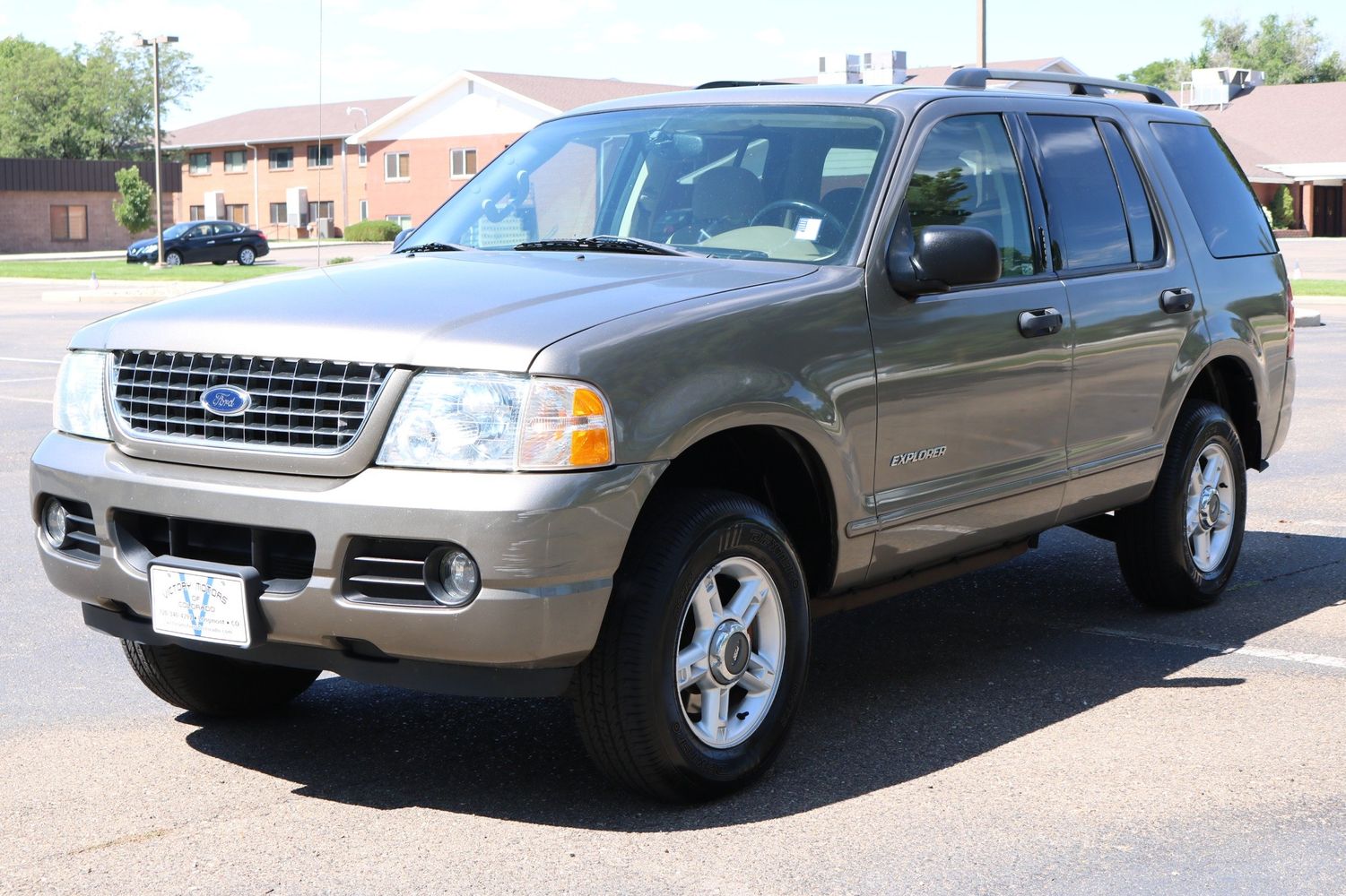 2004 Ford Explorer XLT | Victory Motors of Colorado