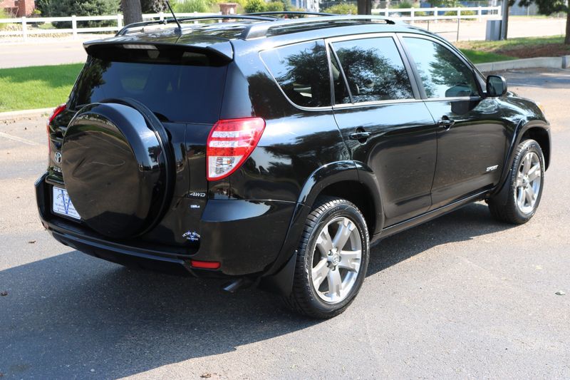 2012 Toyota RAV4 Photos