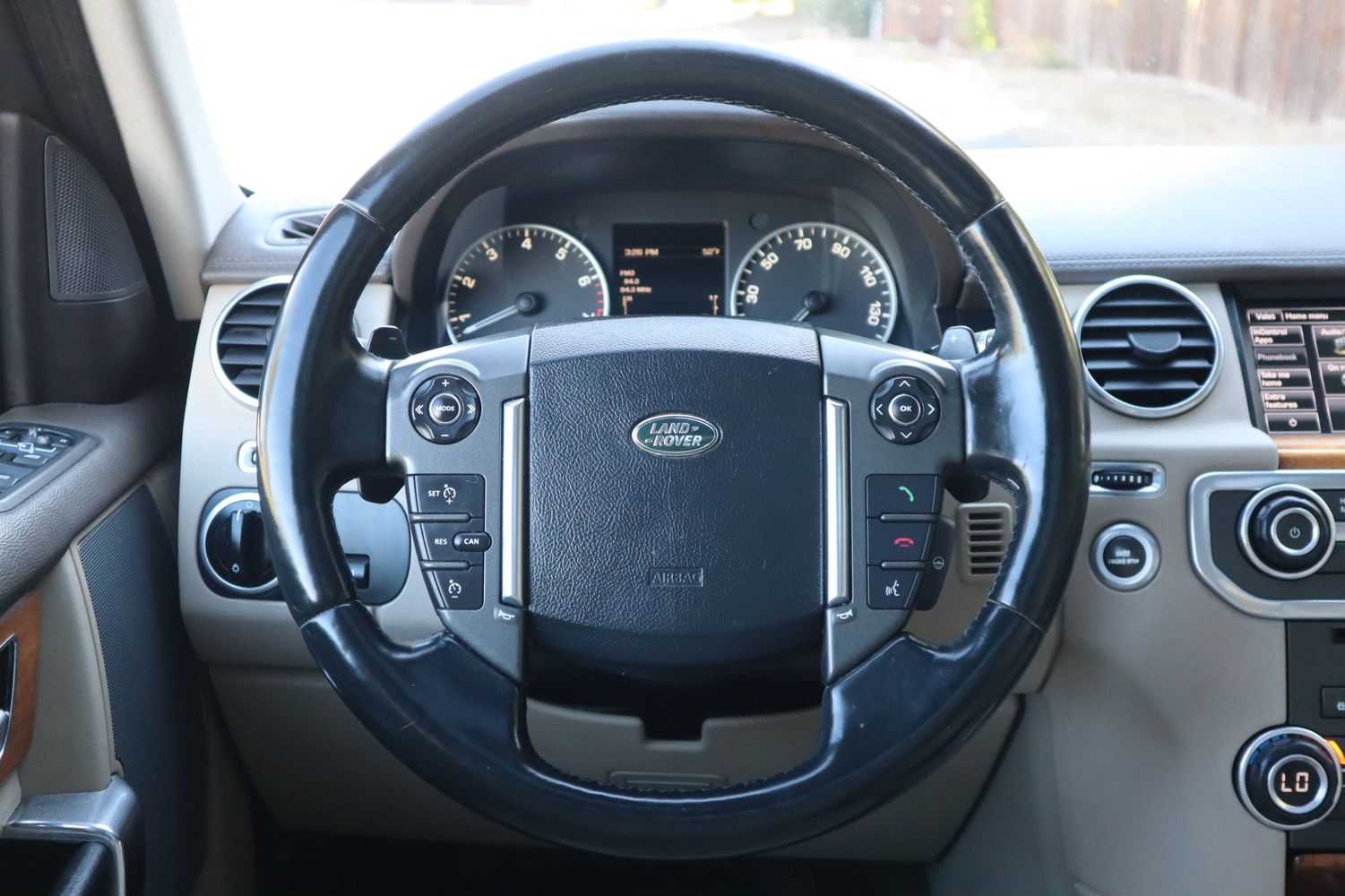 2015 Land Rover LR4 HSE | Victory Motors of Colorado